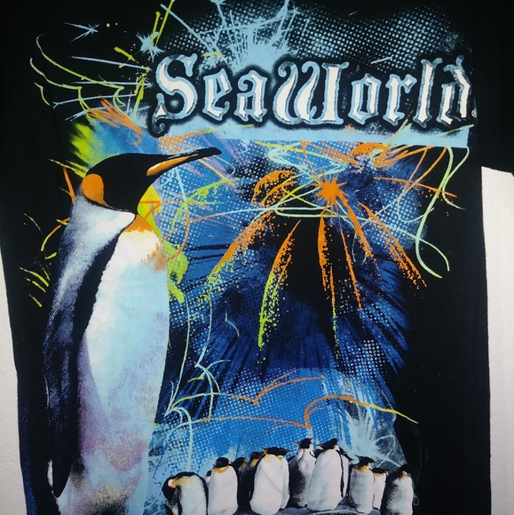 Seaworld | Shirts | Sea World Penguin Tee Shirt | Poshmark